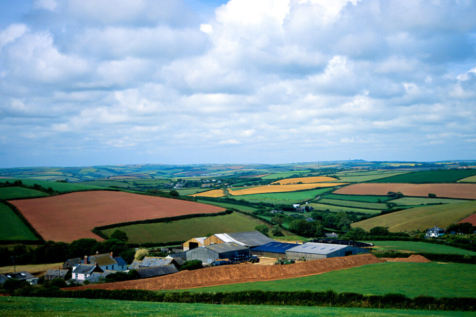 A guide to buying land: 10 top tips - OnTheMarket.com