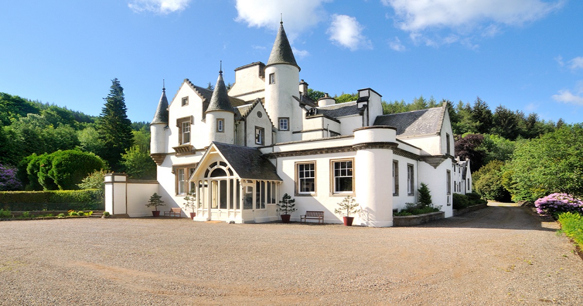 Star property over £1,000,000 - OnTheMarket Content Hub