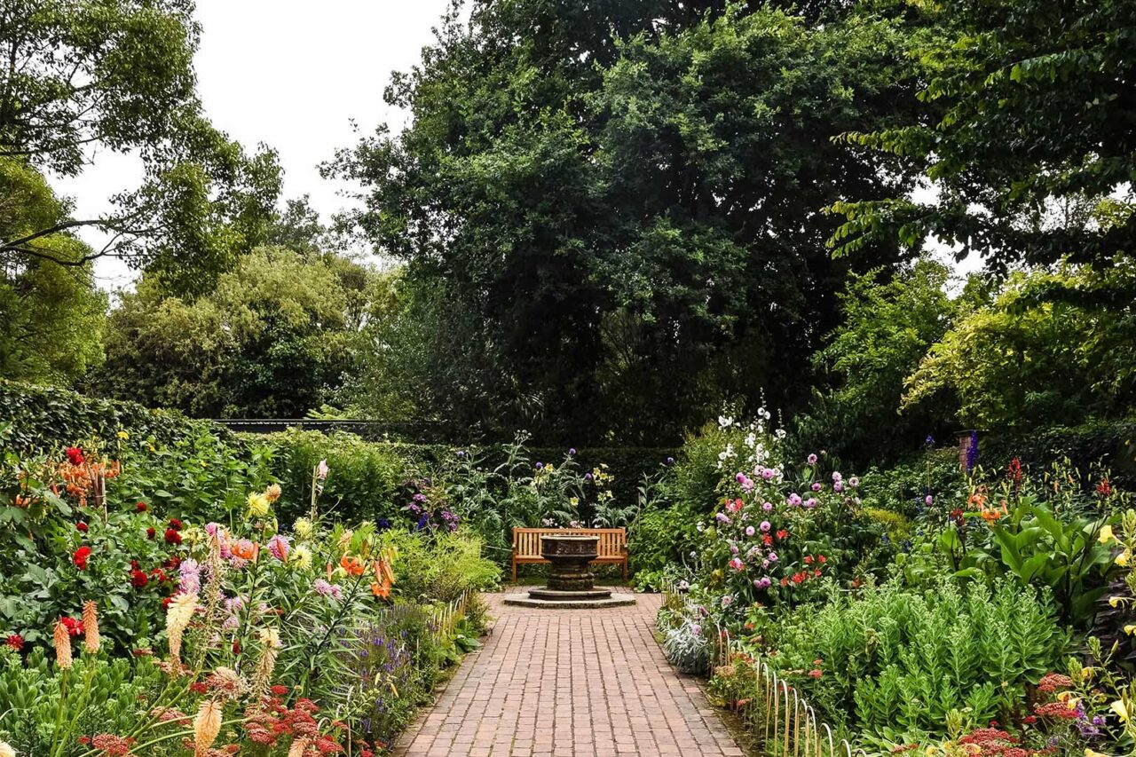 15 garden privacy ideas: solutions for overlooked gardens - OnTheMarket ...